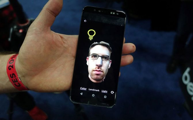 На CES показали систему распознавания лиц, которая лучше Face ID – | iTechua