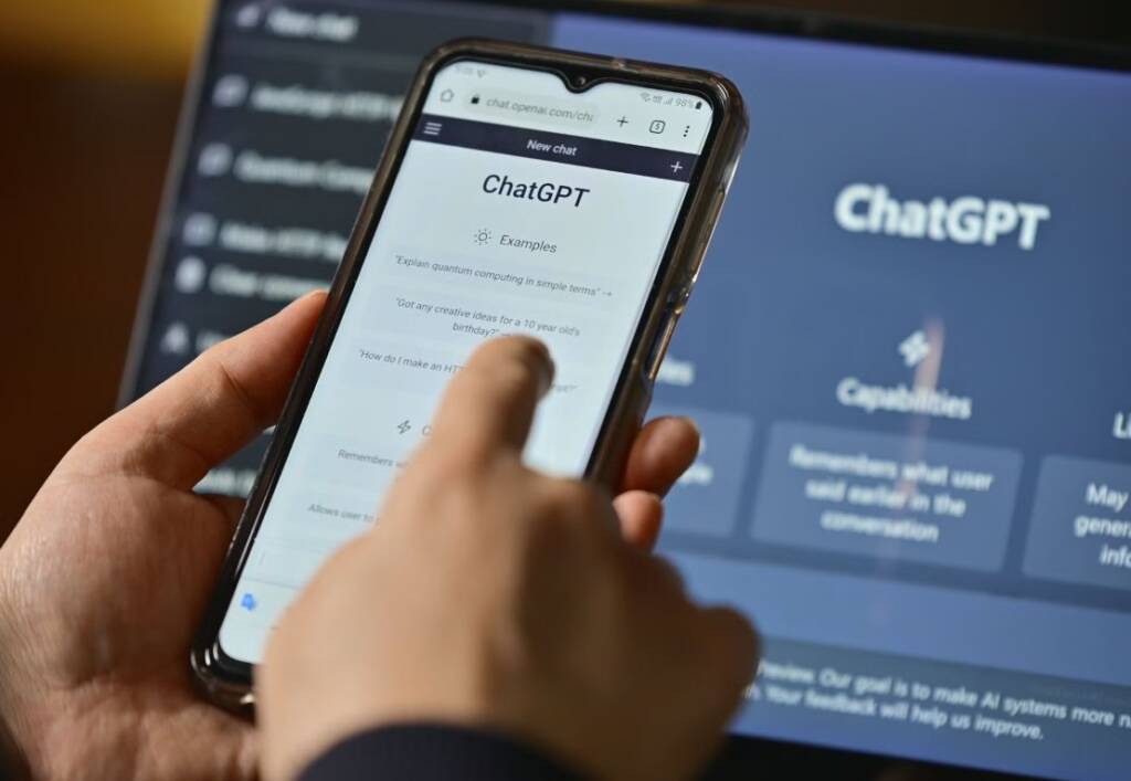 Розробники ChatGPT планують запуск власної соцмережі – Новини України та Світу | iTechua