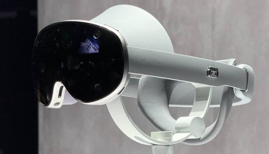 Samsung готує XR-гарнітуру з дисплеями, які перевершать Apple Vision Pro – Ґаджети | iTechua