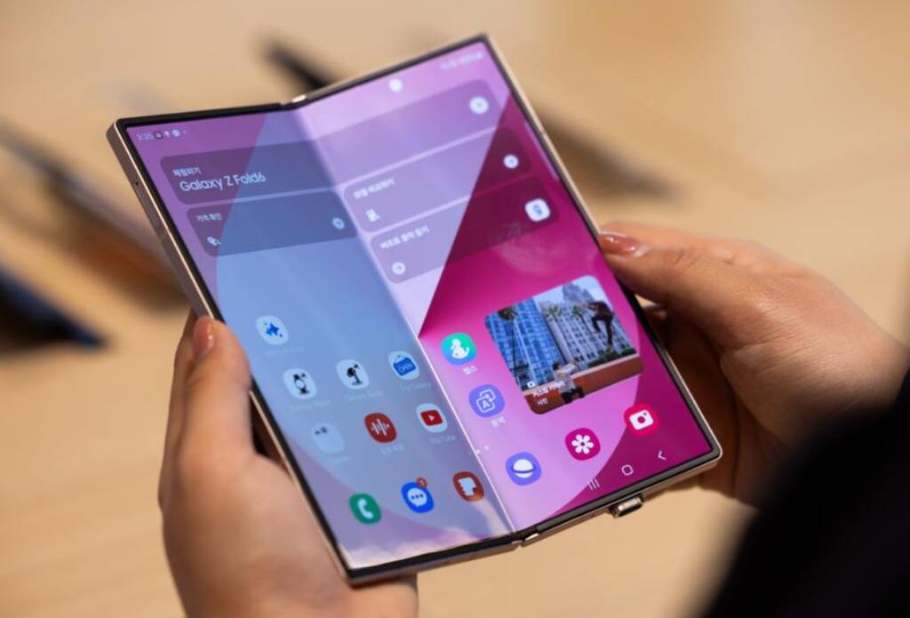 Новий складний iPhone буде товщим і дорожчим за Galaxy Fold 7 – Смартфони | iTechua